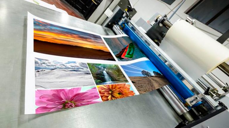 Científicos crean papel reutilizable para imprimir imágenes a color ...